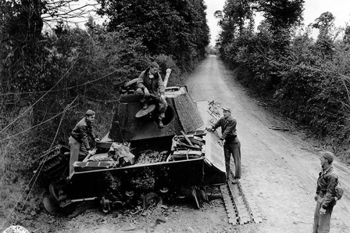 Busted Tanks | American Heroes Channel