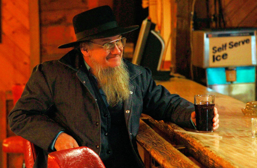 Amish Patriarch at the Bar Photos | Return to Amish | TLC