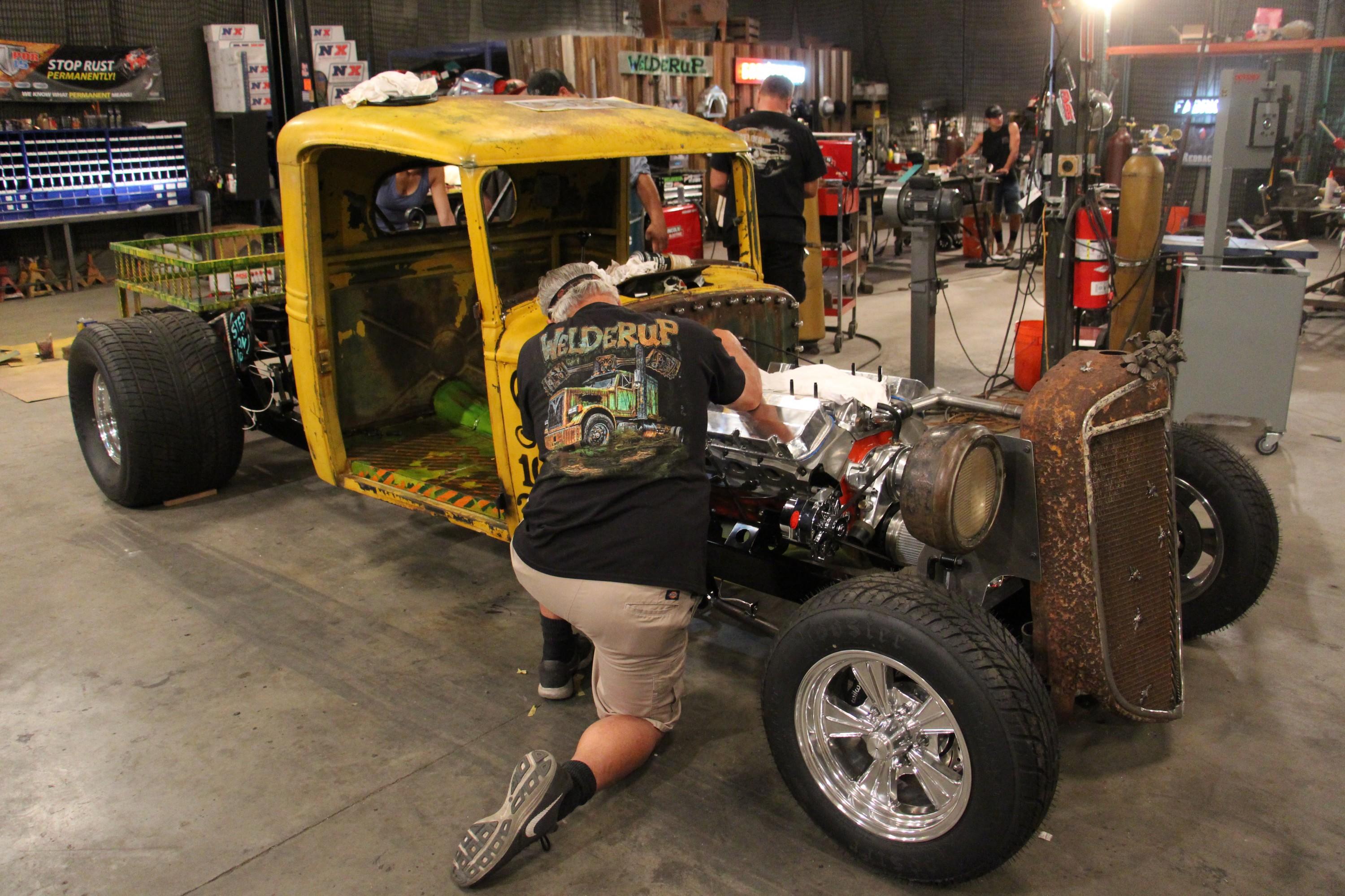 Freak Show Rat Rod – Vegas Rat Rods | Vegas Rat Rods | Discovery